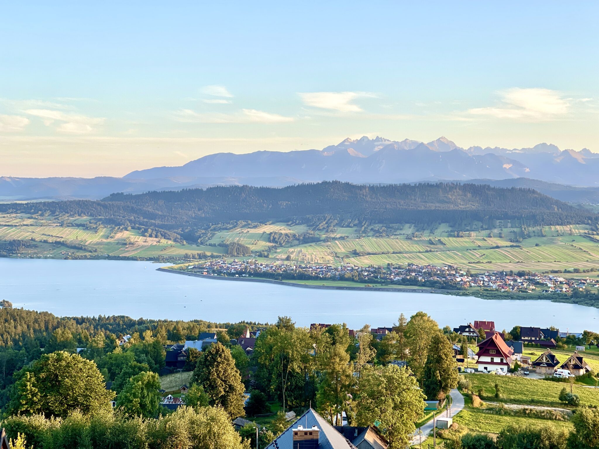 5-klimatycznych-miejsc-na-jesień-jako-idealna-baza-wypadowa-w-góry